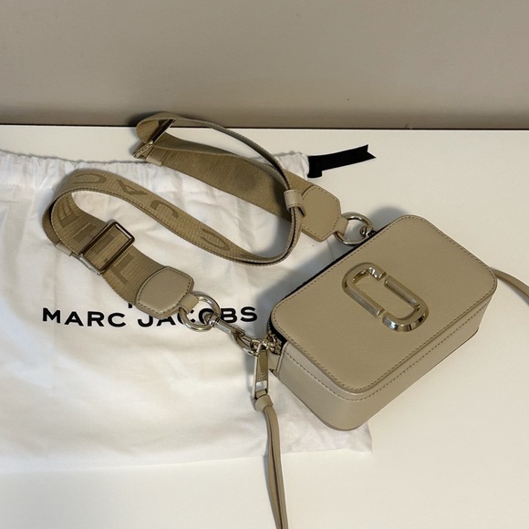 Marc Jacobs | Bags | Marc Jacobs Snapshot Dtm In Khaki | Poshmark